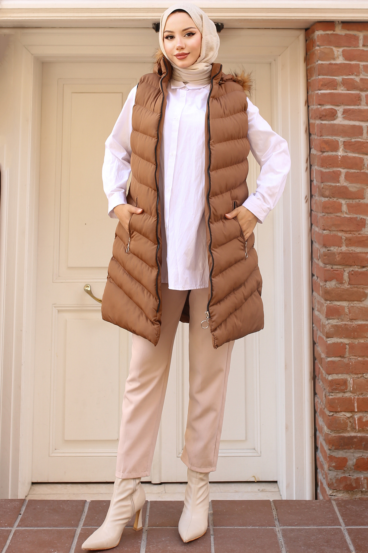 Inflatable Vest with Fur Hood-03024KBYLK01076